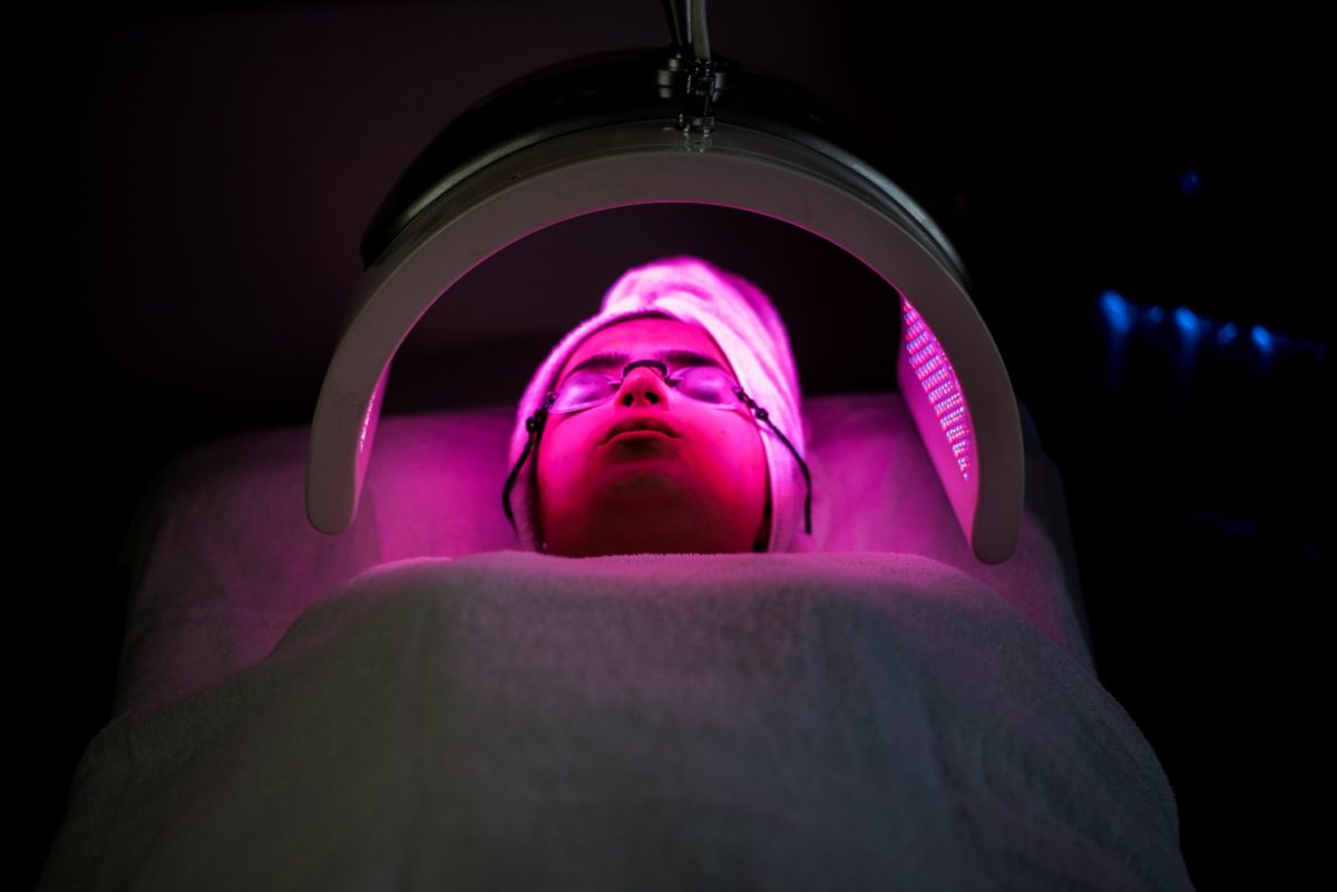 Dermalux LED Light Therapy Surrey | Dermalux Treatment Surrey